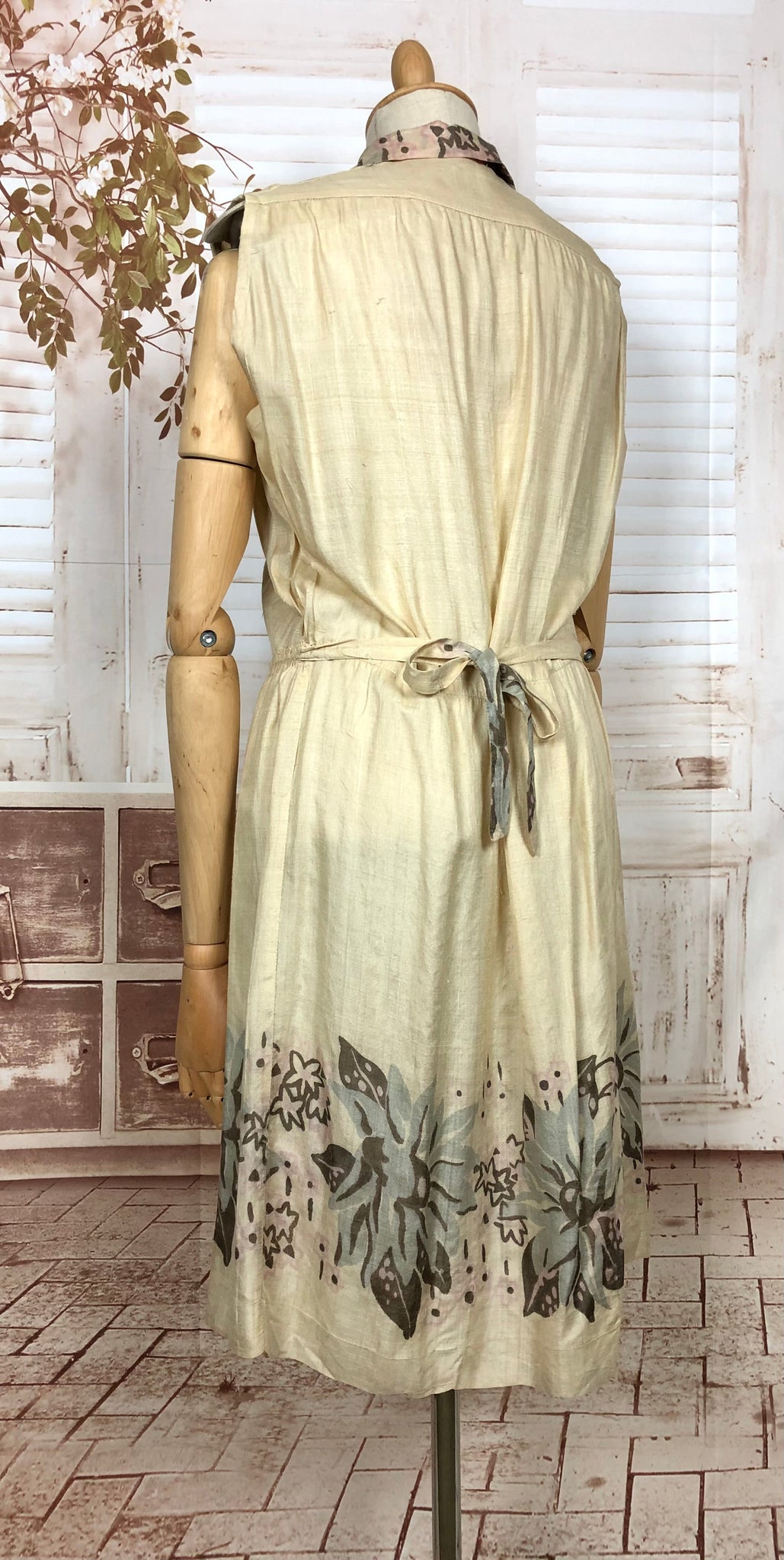 Exceptional Original 1920s Art Deco Pongee Silk Dress With Hand Painte ...