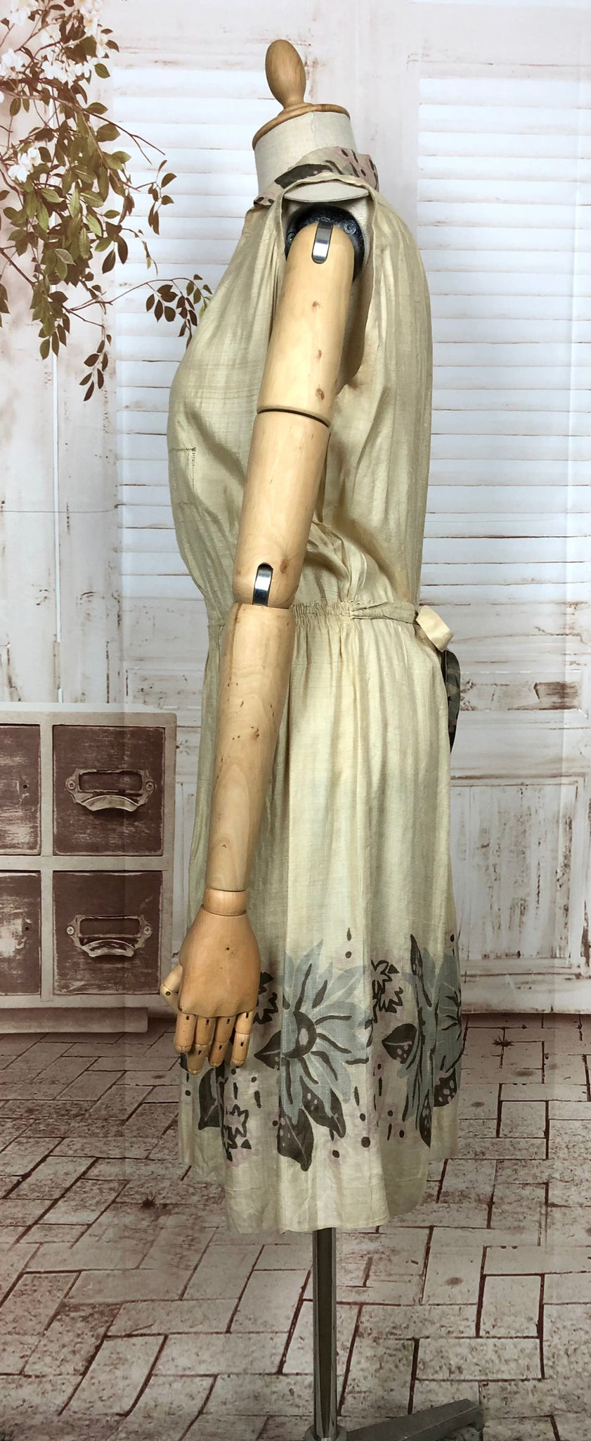 Exceptional Original 1920s Art Deco Pongee Silk Dress With Hand Painte ...