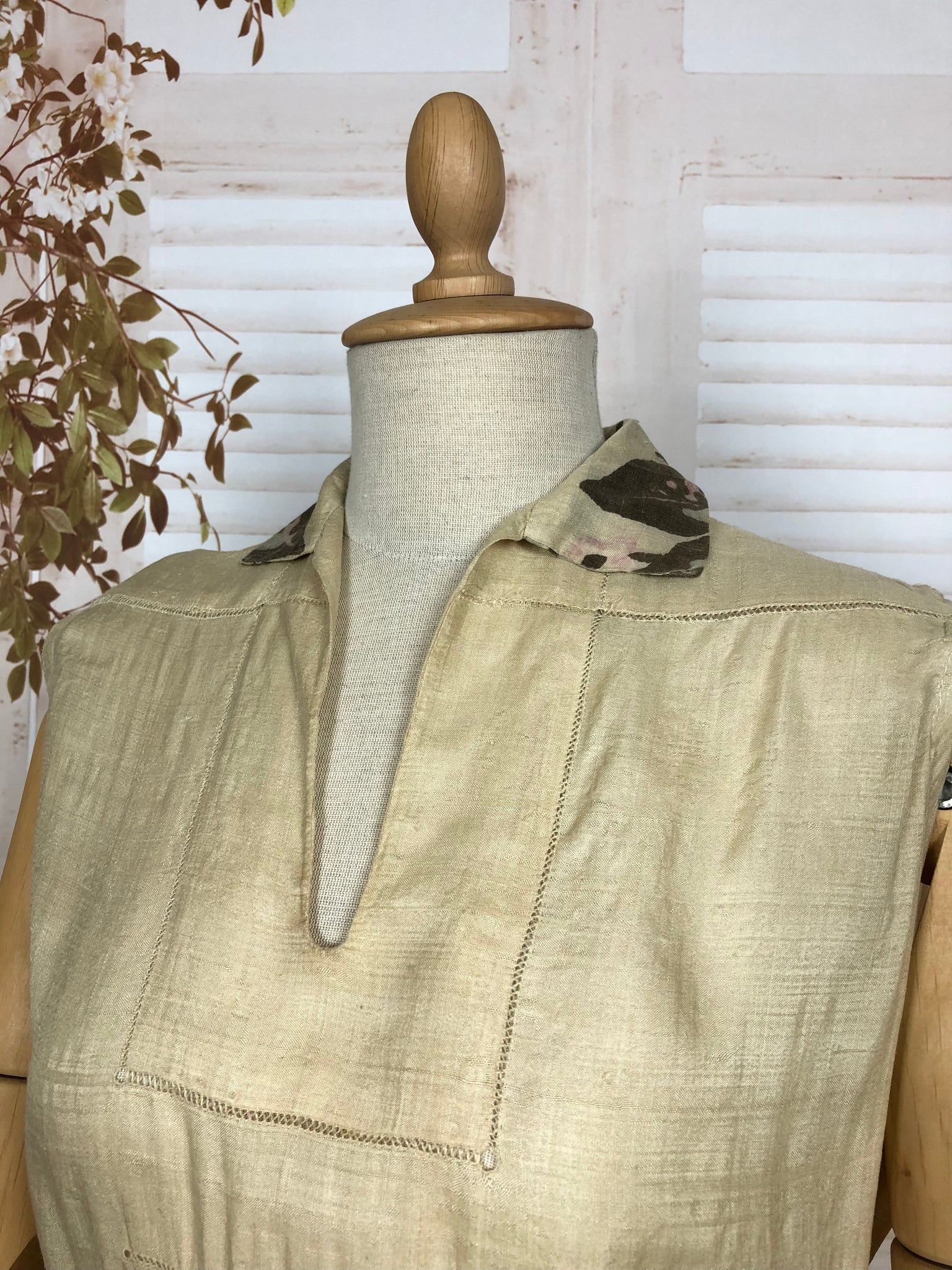 Exceptional Original 1920s Art Deco Pongee Silk Dress With Hand Painte ...